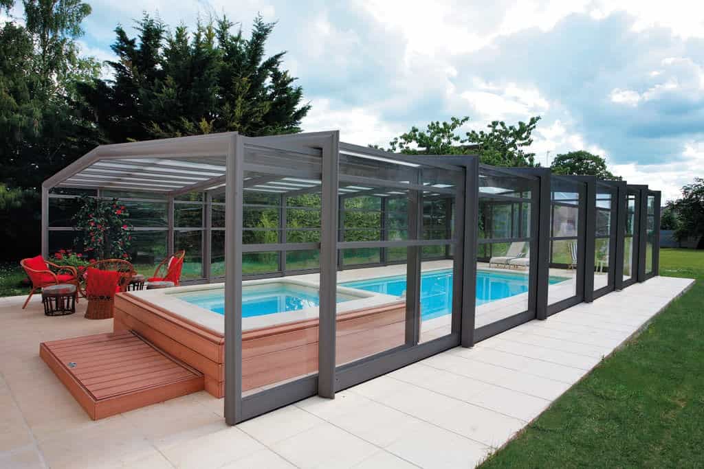 Pool Enclosure Complete Guide – Benefits, Features, and Cost of Installment